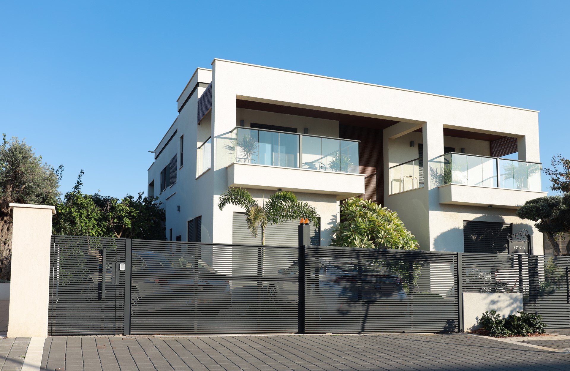 Hi-Tech Floating Gate Series - טרלידור