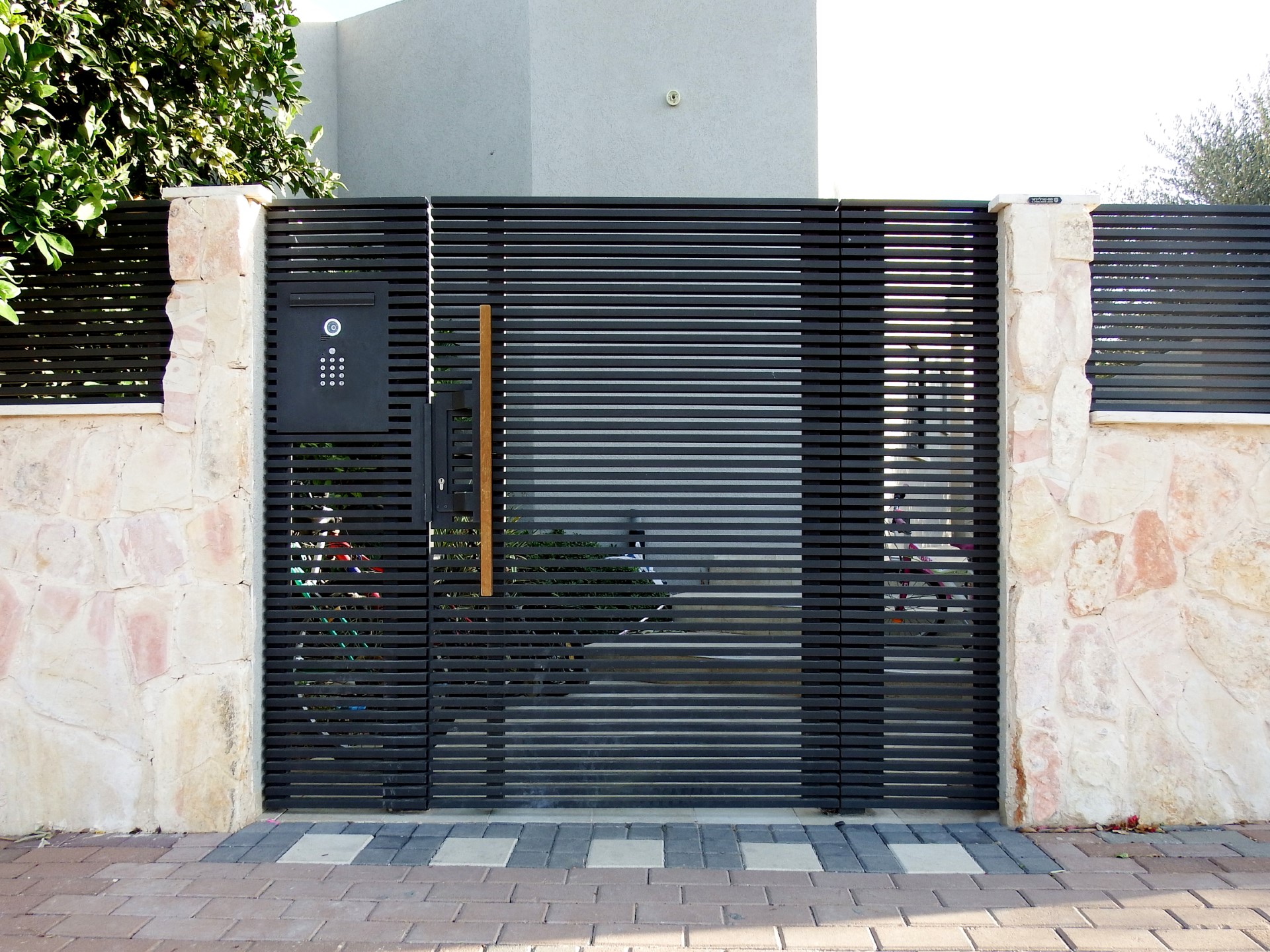 Hi-Tech Floating Gate Series - טרלידור